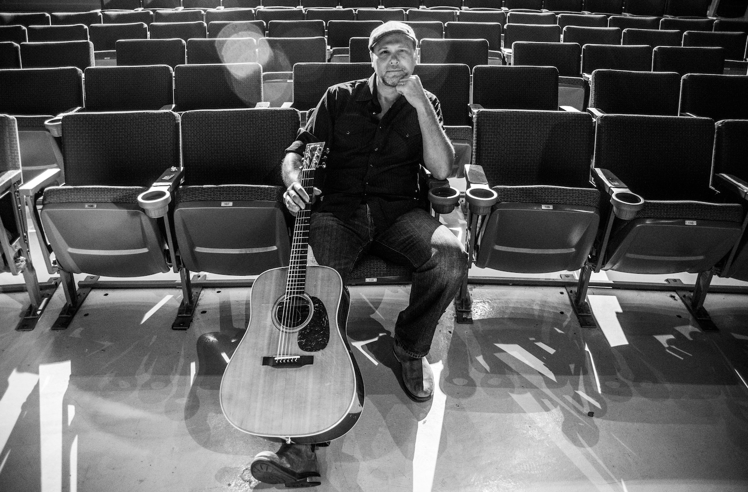 Alastair Moock | Award-Winning Music